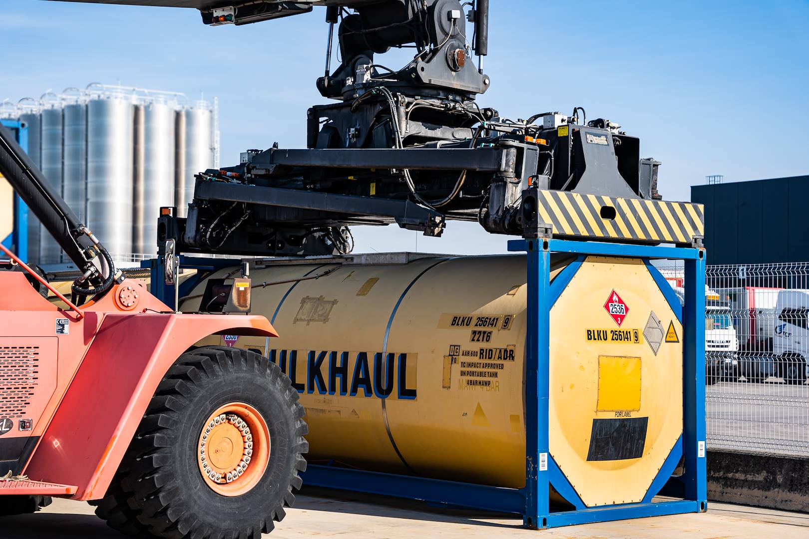 Container and tank container services